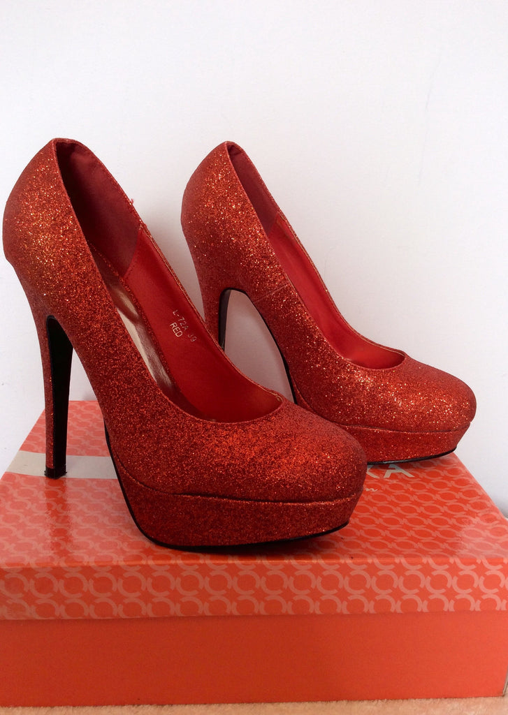 Jennika Red Glitter Platform Heel Shoes Size 6/39 – Whispers Dress Agency